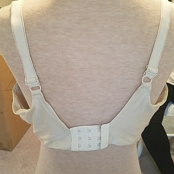 Maidenform | Intimates & Sleepwear | Bra | Poshmark